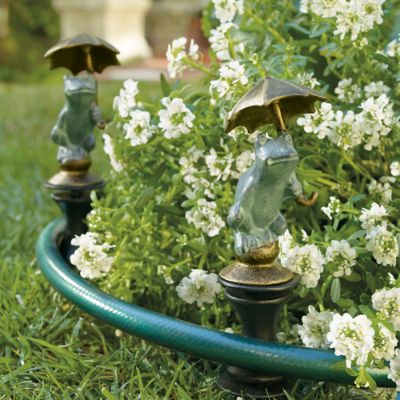 Umbrella Frog Hose Guide | Frontgate