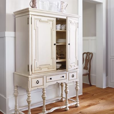 Cabrillo Hutch in Vintage Linen Frontgate