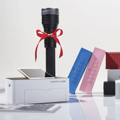 Vupoint Photo Cube | Frontgate