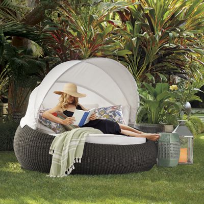 Boden Daybed | Frontgate