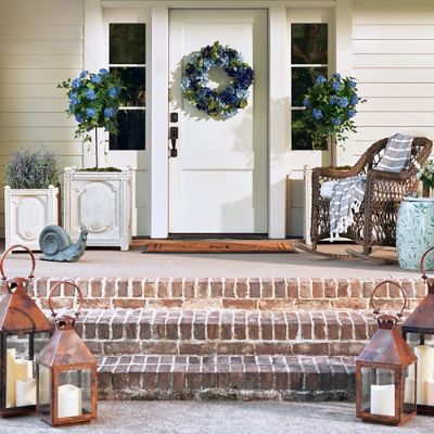 Snail's Pace Statue | Frontgate