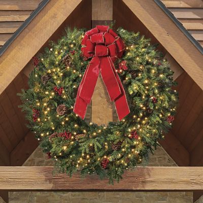 Outdoor wreath with lights store