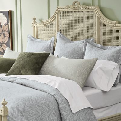 Frontgate bed store