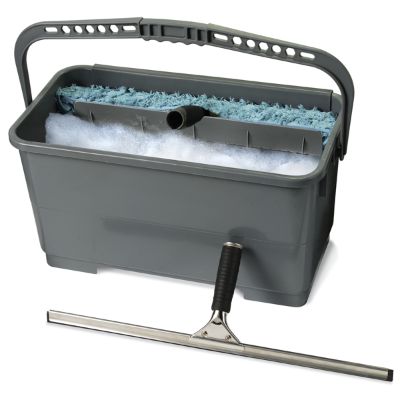 18-piece Commercial-quality Aluminum Telescoping Duster Kit | Frontgate