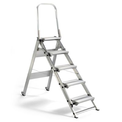 Deep-step Safety Ladders | Frontgate