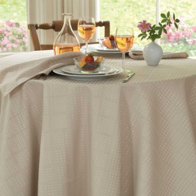 Eco-Friendly Table Linens | Frontgate