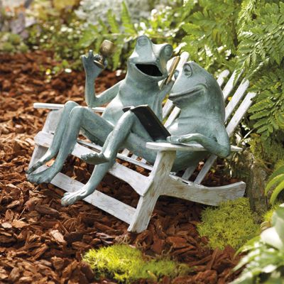 Weekend Retreat Frogs | Frontgate