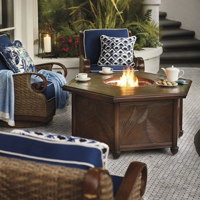 St. Martin Seating | Frontgate