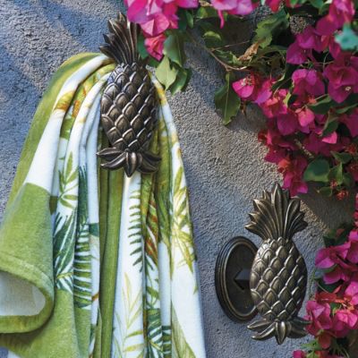 Pineapple Hook | Frontgate