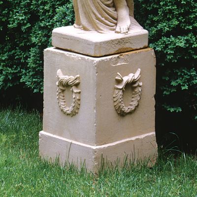 Somerset Maiden Outdoor Statue | Frontgate