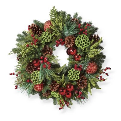 A Wonderful Christmas Wreath | Frontgate