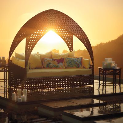 Bali Daybed | Frontgate